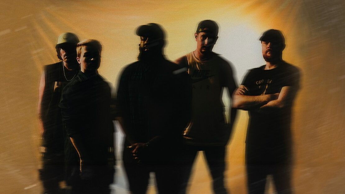 In Hearts Wake: Neuer Song "Dogma" mit Lochie Keogh (Alpha Wolf)