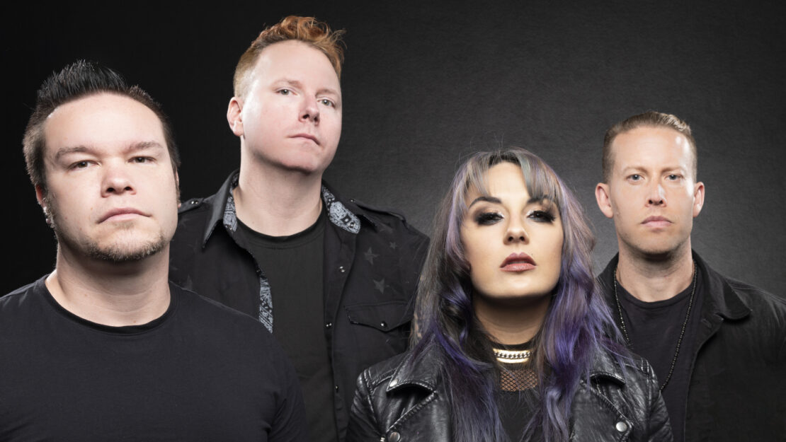 Eva Under Fire - MoreCore.de - Alle Infos zur Band