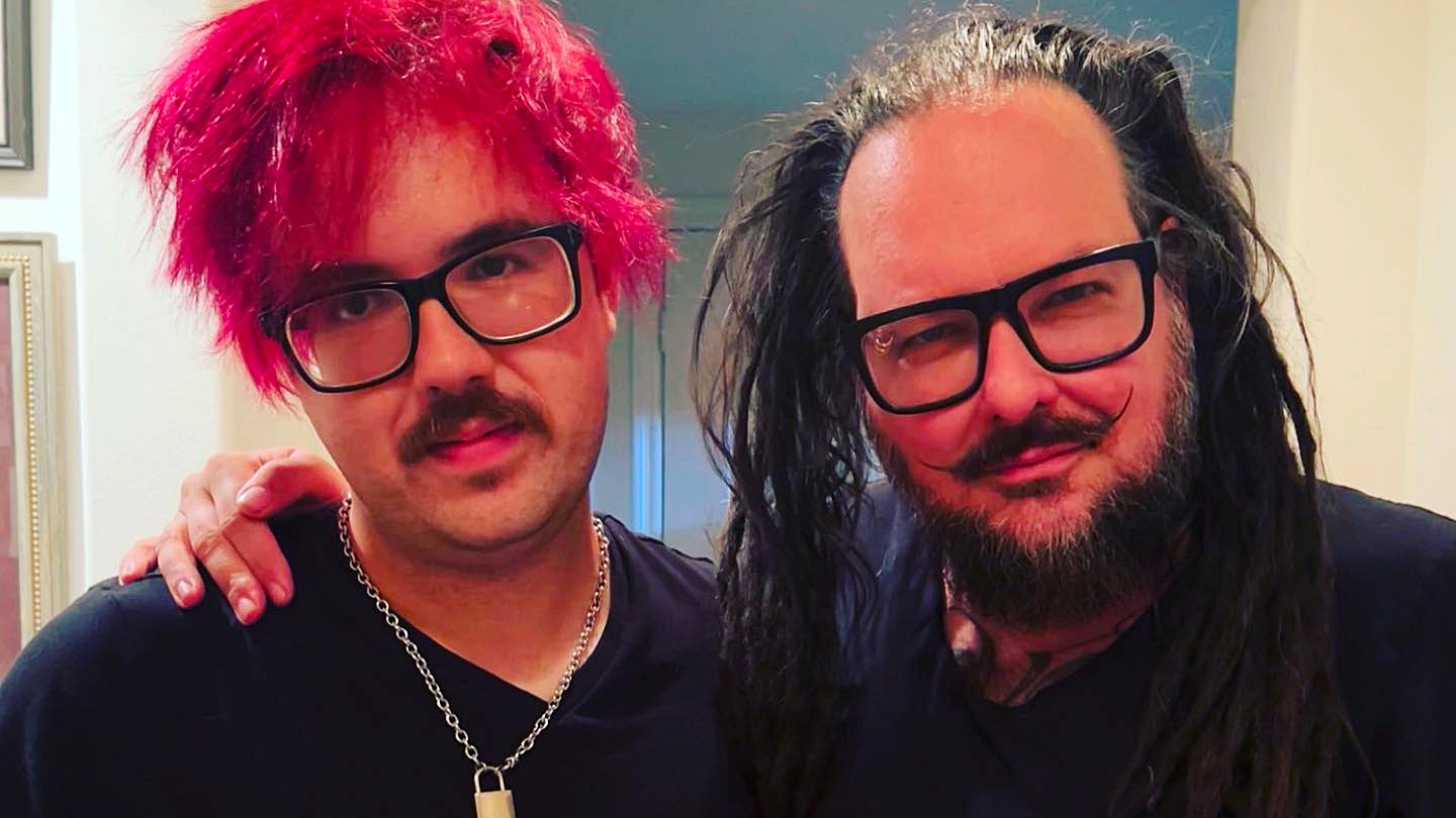 Korn: Jonathan Davis ist auf neuem Song seines Sohnes zu hören