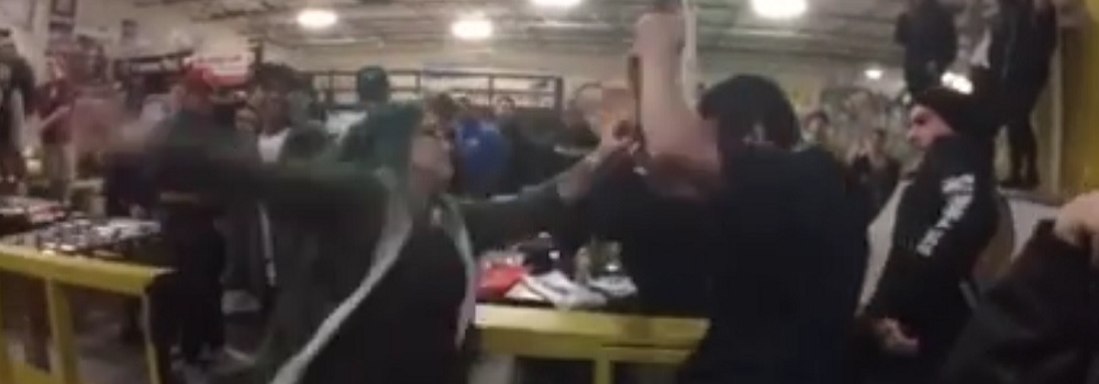 Video: Genervte Frau stoppt Crowdkiller | MoreCore.de