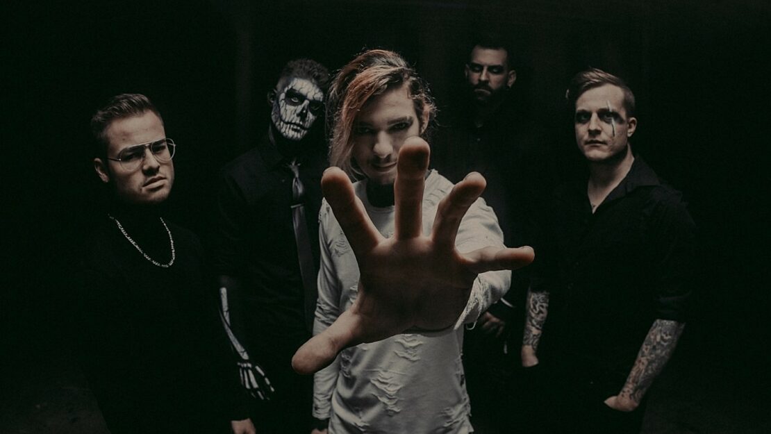 Dark Divine Archive • MoreCore.de