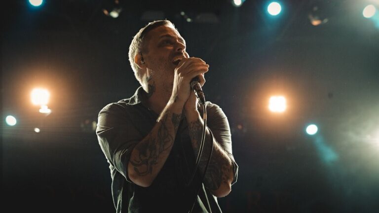 Nathan Gray - MoreCore.de - Infos rund um den Allround-Musiker