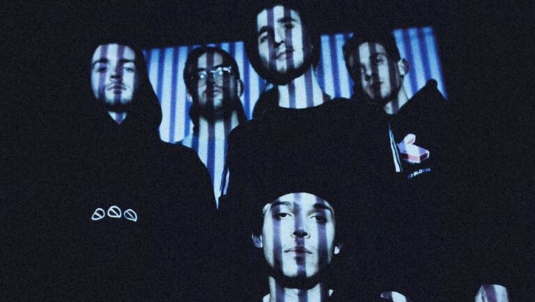 Varials - MoreCore.de - Alle Infos rund um die Band